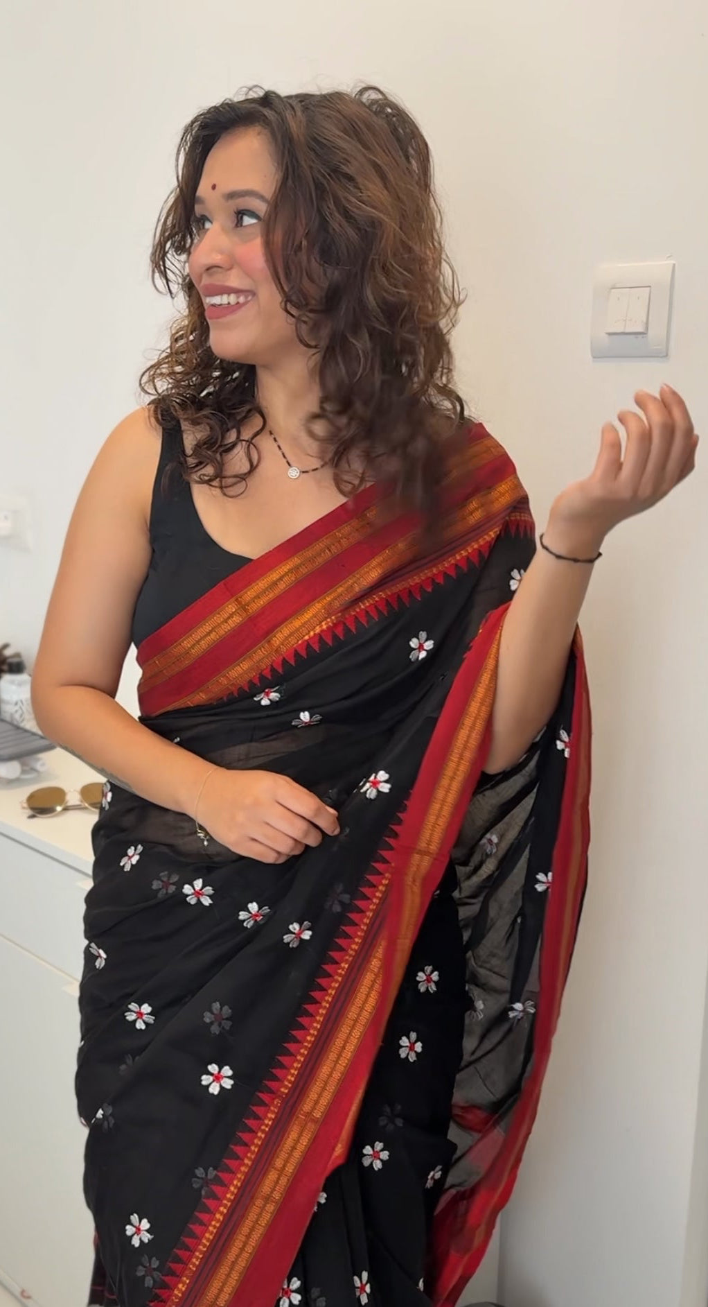 Narayanpeth Black Saree – Styled By Apra